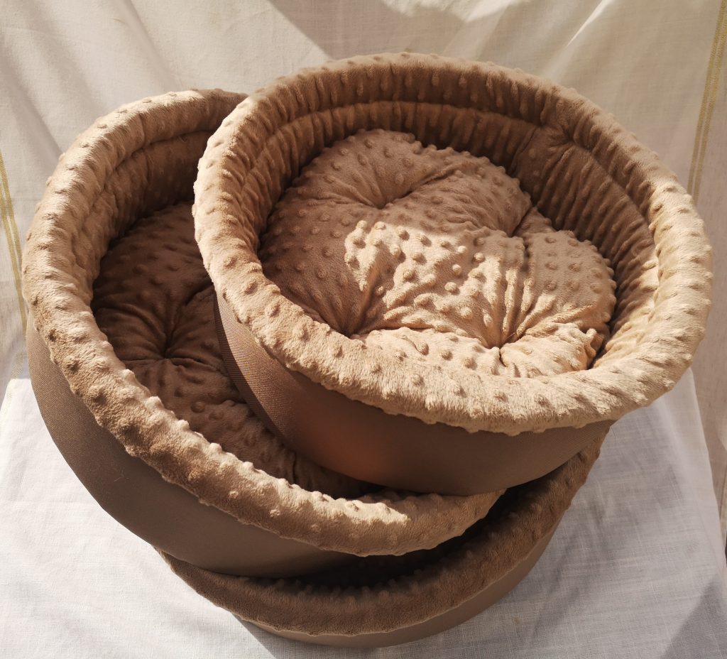 Apvalus gultas - Katino Namai